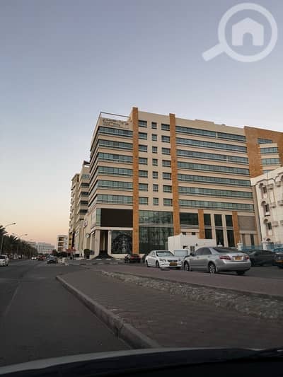 Executive class well located apartments in Jasmine complex Al Khwair ...
